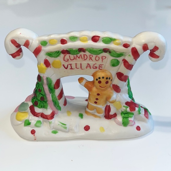 Holiday | Vintage Christmas Holiday Ceramic Gumdrop Village Gingerbread ...